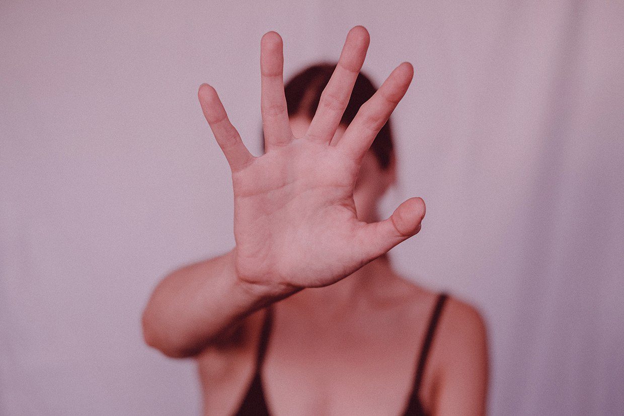 controlling-behaviour-to-be-put-on-par-with-physical-violence